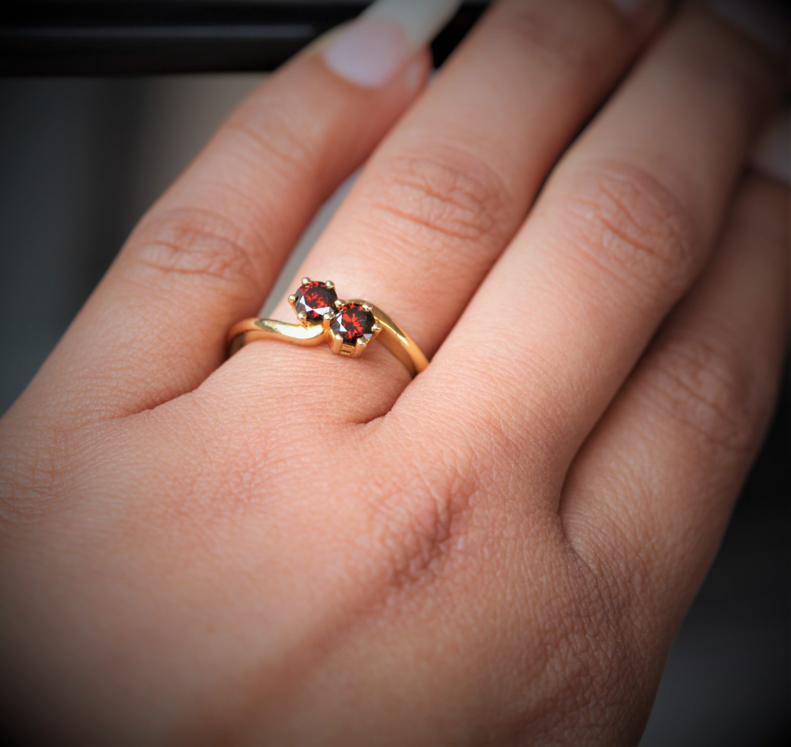 Ruby 2 stone ring in yellow gold – hcmdiamonds.com